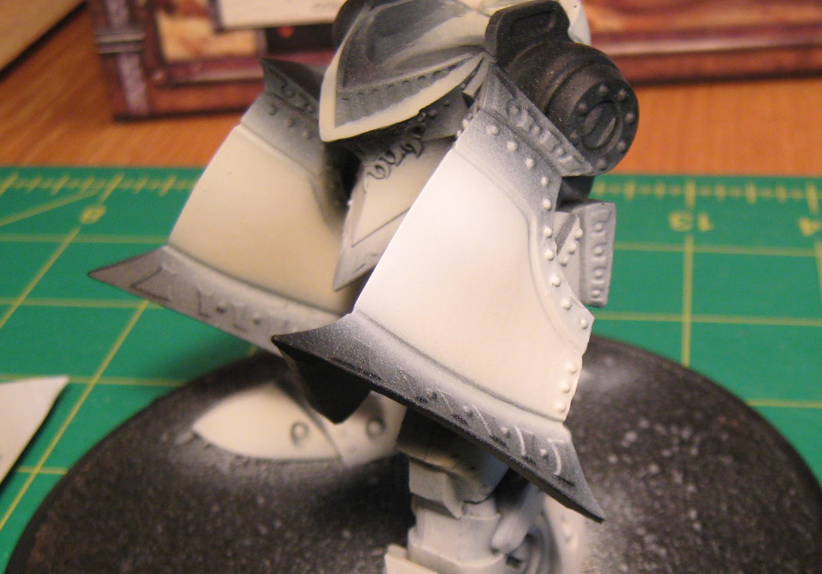 Kevin's Miniatures & Hobby Table: Step-by-Step: Judicator Colossal