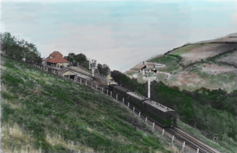 Lynton Station : May 2014