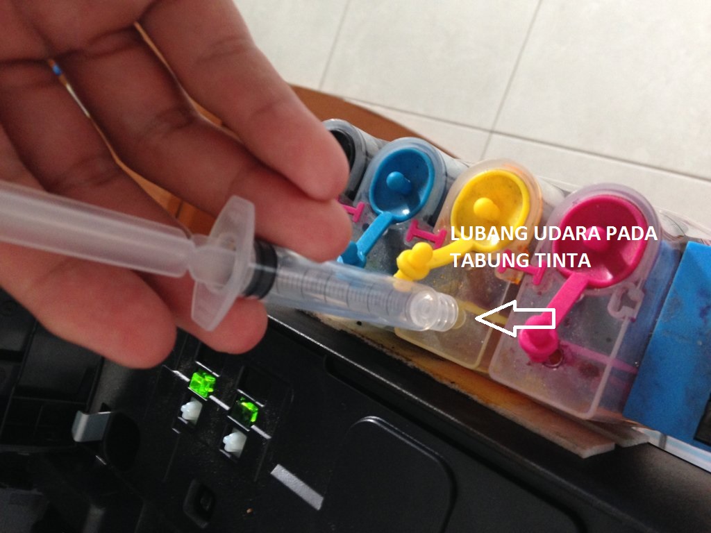 CARA MENGHILANGKAN UDARA PADA SELANG TINTA PRINTER - SekilasINFO