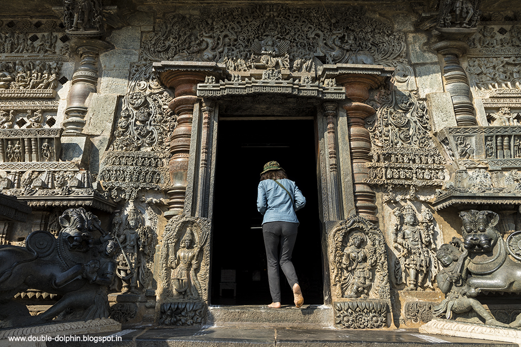 The Concrete Paparazzi: Belur & Halebid: Finest Examples of Hoysala Art