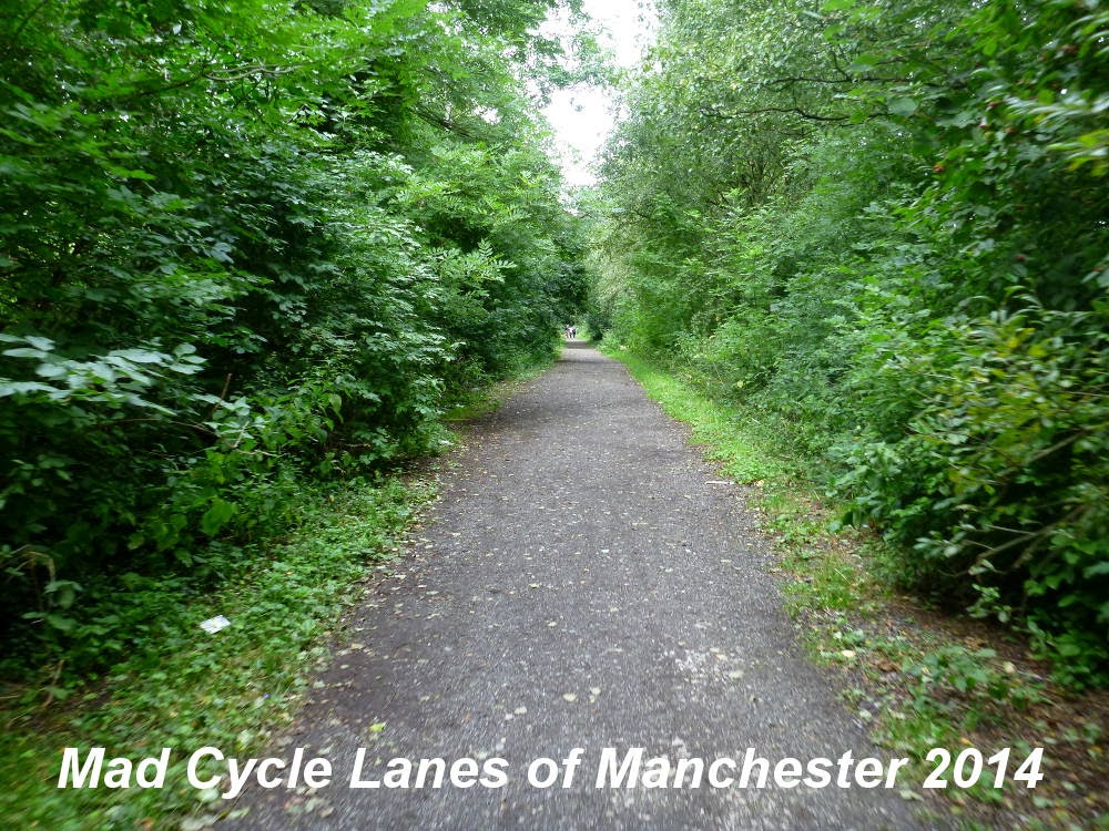 Mad Cycle Lanes of Manchester: Roe Green Loopline 1, Roe Green to Walkden