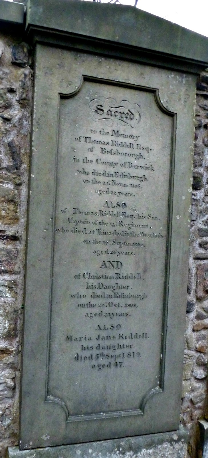 cassandra marie: edinburgh, scotland.