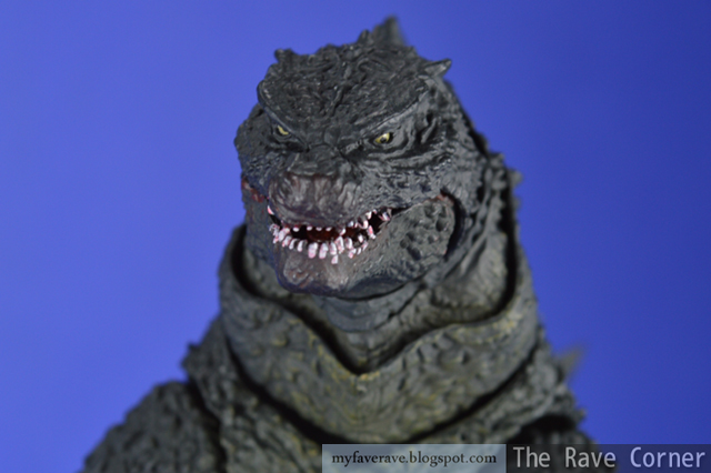 The Rave Corner: S.H. MonsterArts Godzilla 2014 Review