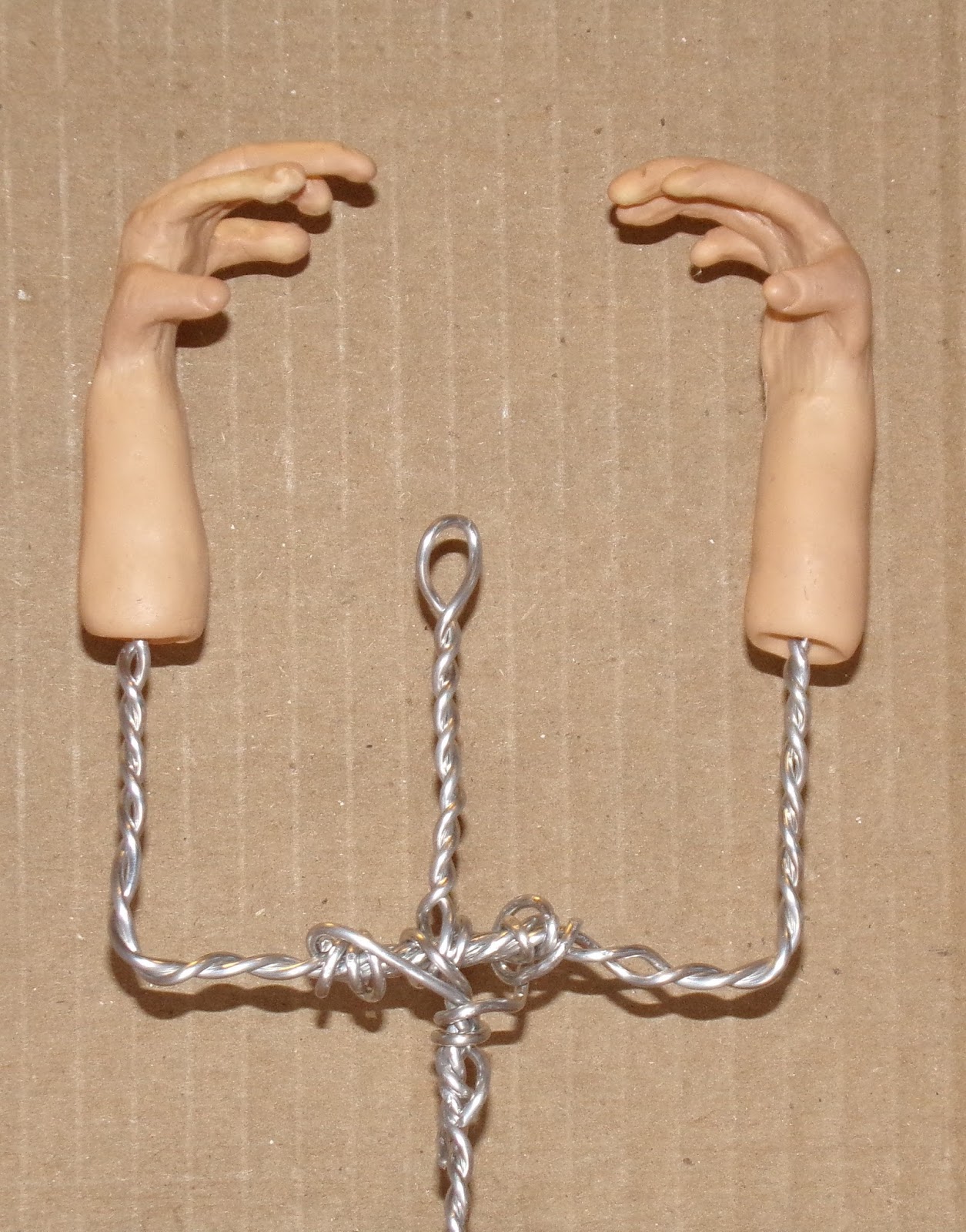 Unique Sculpted Dolls by Elizabeth Eagan: "Yorick" If he only had a brain!