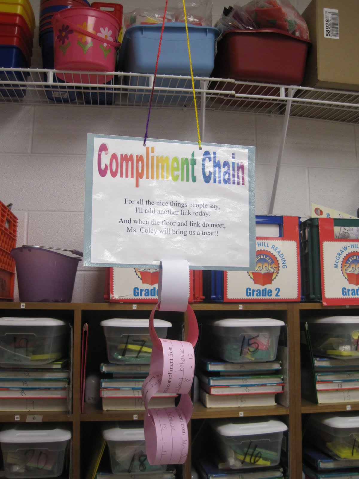 Savvy Second Graders: Compliment Chain & Warm Fuzzy Jar