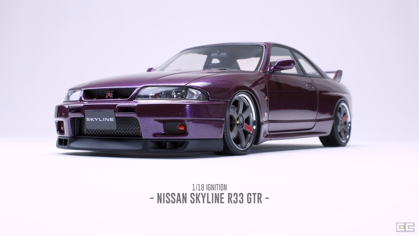 Epic Collage : [Photo] Ignition 1/18 - Nissan Skyline R33 GT-R (purple)