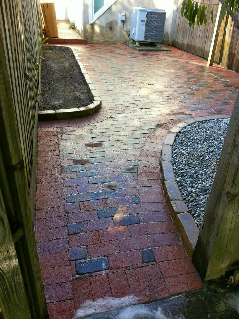 Custom Stoneworks & Design Inc.: Clay Brick Patio in Barre Circle ...