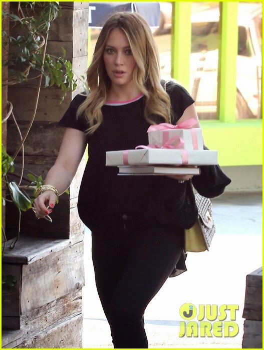 Pregnant Celebrities: Haylie Duff Pregnant 2015