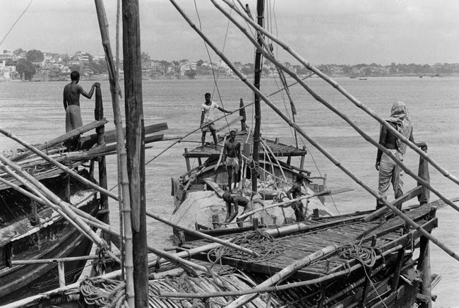 Amazing Black and White Photographs Captured Daily Life of India in the ...