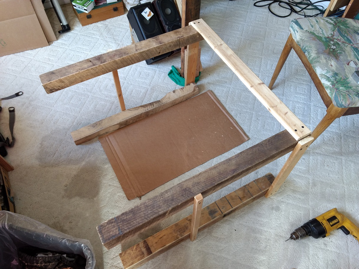 Building The Desk For The Computer Lab | Greens and Machines