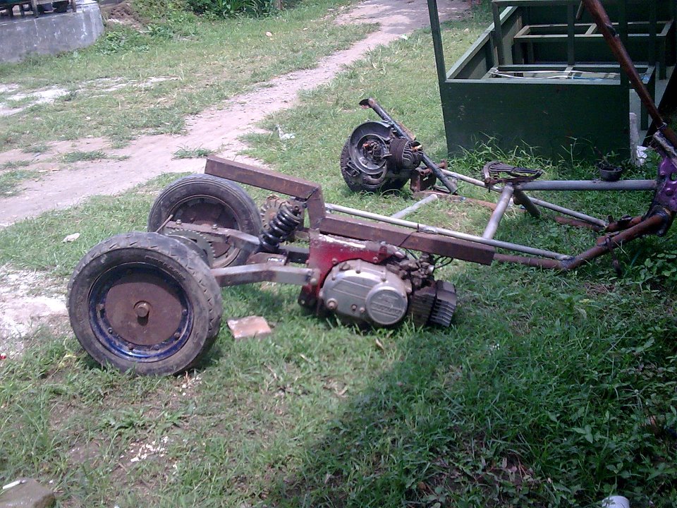 kerangka modifikasi motor vespa px ~ motorcycle part