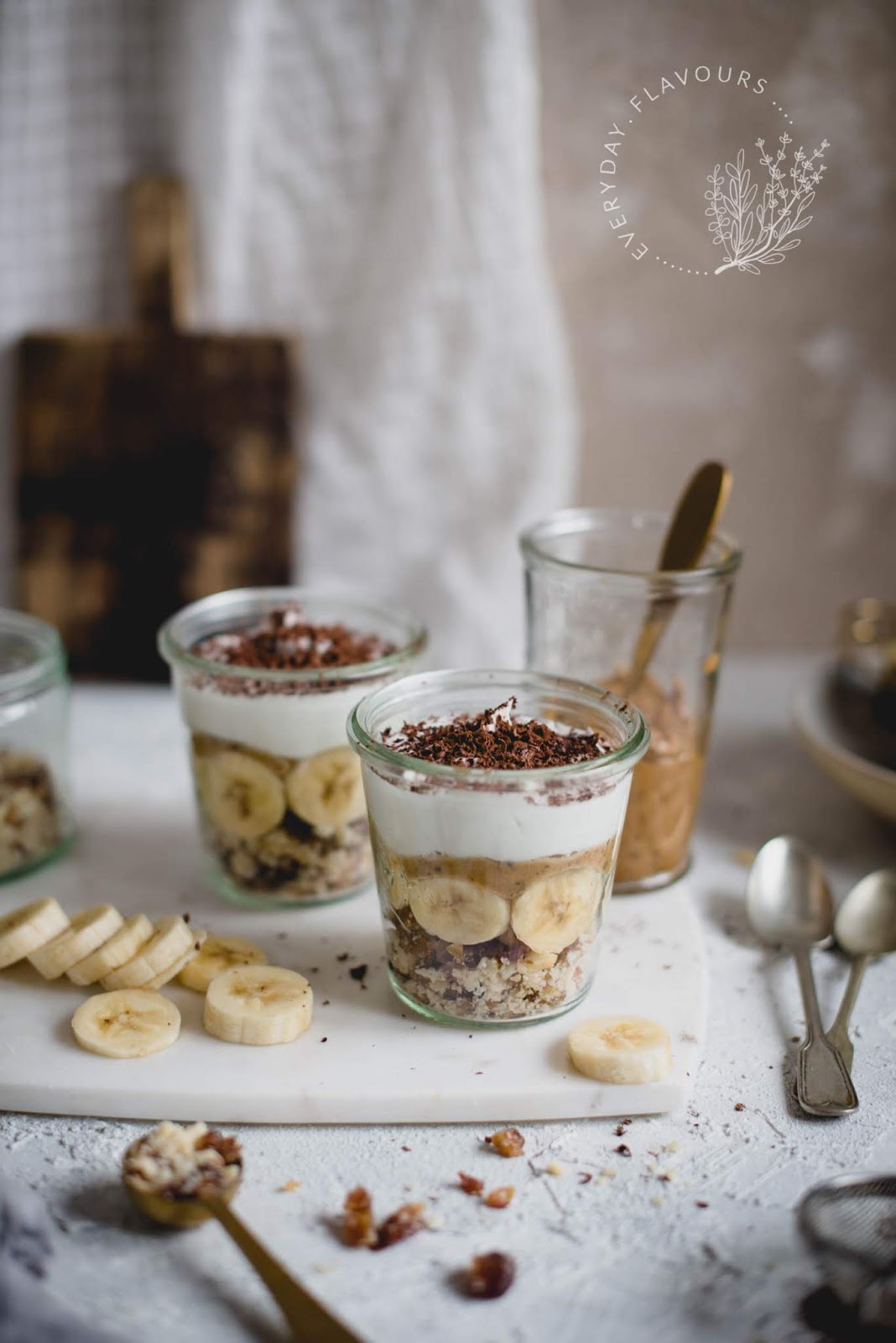 EVERYDAY FLAVOURS: WEGAŃSKI DESER BANOFFEE Z ORZECHOWĄ KRUSZONKĄ I ...