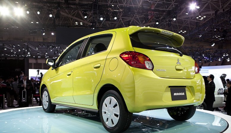 auto expo 2012: Mitsubishi introduced a new Colt/Mirage 2013 at the ...
