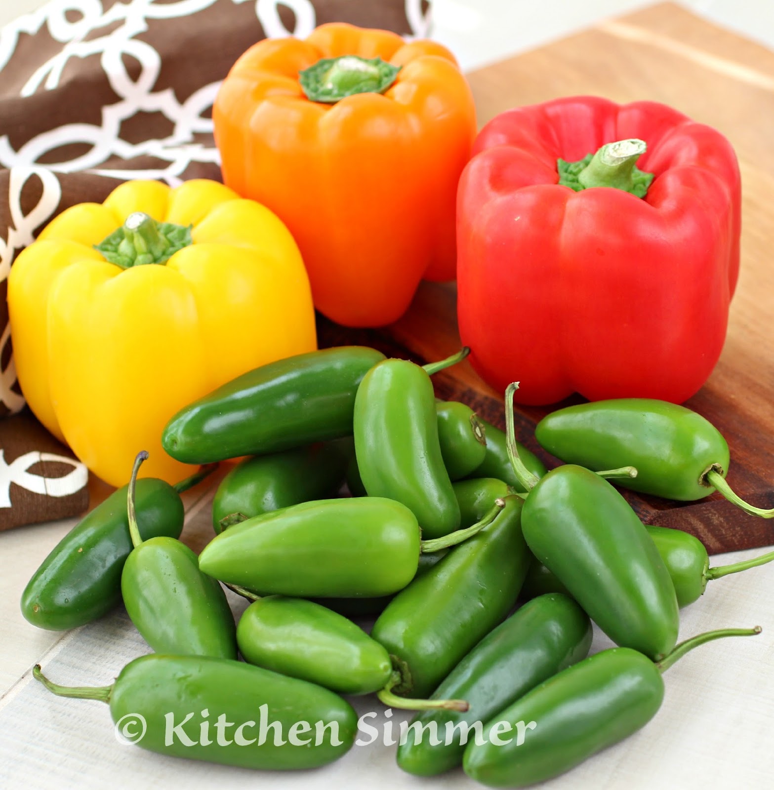 Kitchen Simmer: Spicy Jalapeno Hot Pepper Jam #SweetSwaps