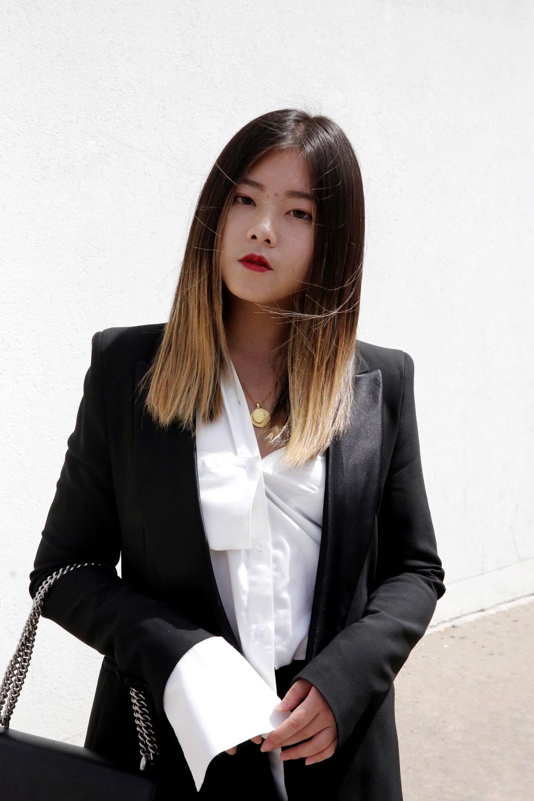 Sleek Straight Hair with John Frieda Canada - Modern and Luxe