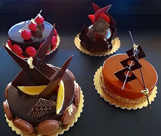 COACHELLA VALLEY RESTAURANT DISHING: FRENCH CORNER CAFE----PARIS FOR US