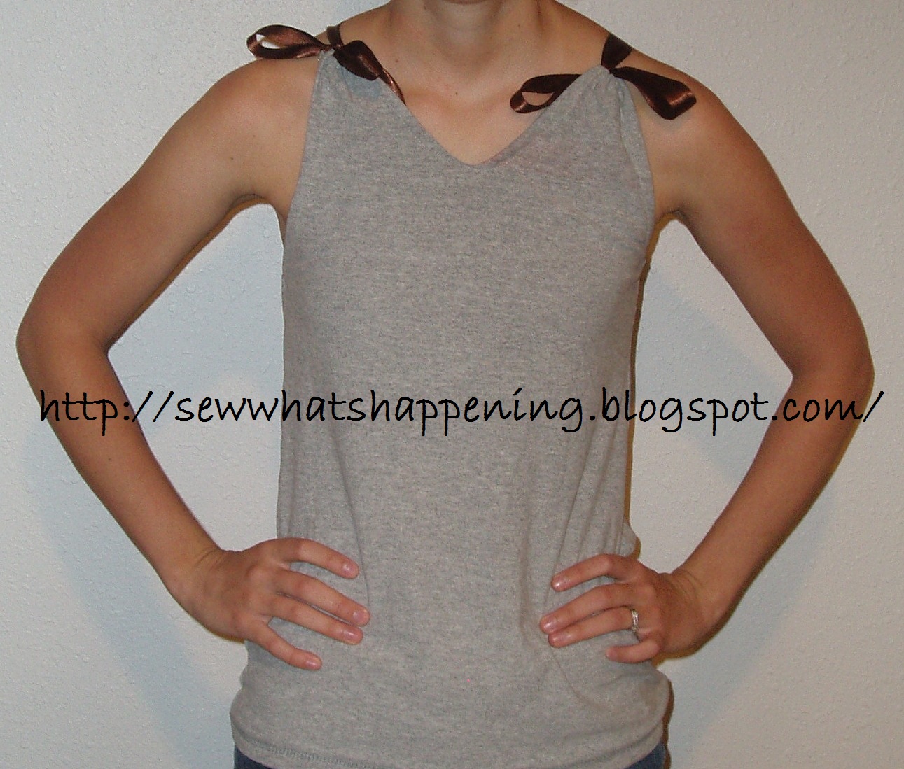 Sew What's Happening?: Refashioned t-shirt (REVERSIBLE & multi-look)