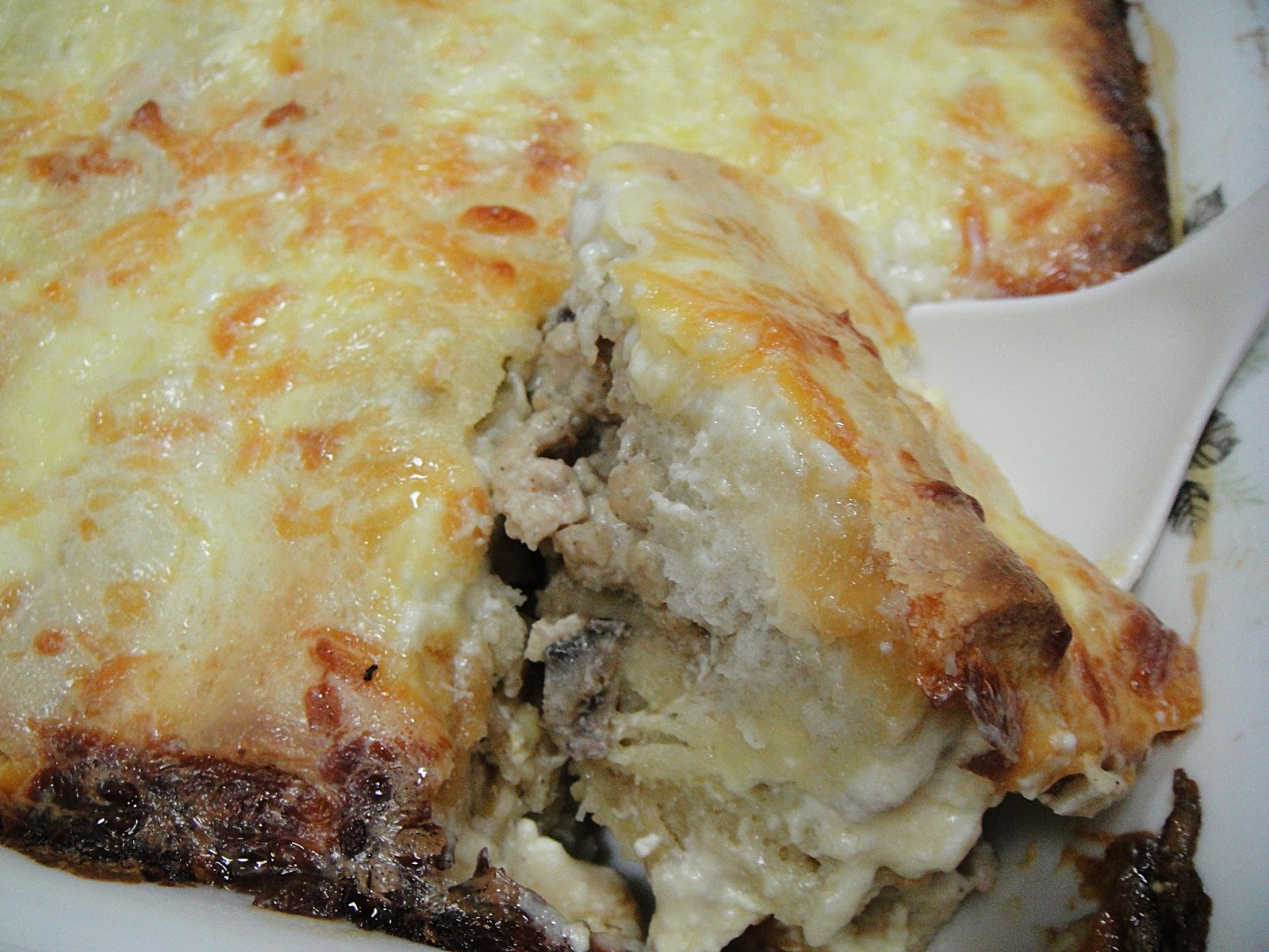 Maryam's Culinary Wonders: 959. Chicken Toast Rolls