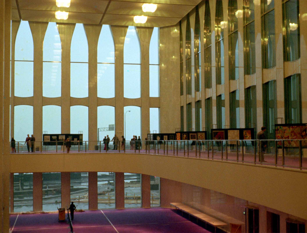 New York - History - Geschichte: WTC - ground floor - lobby