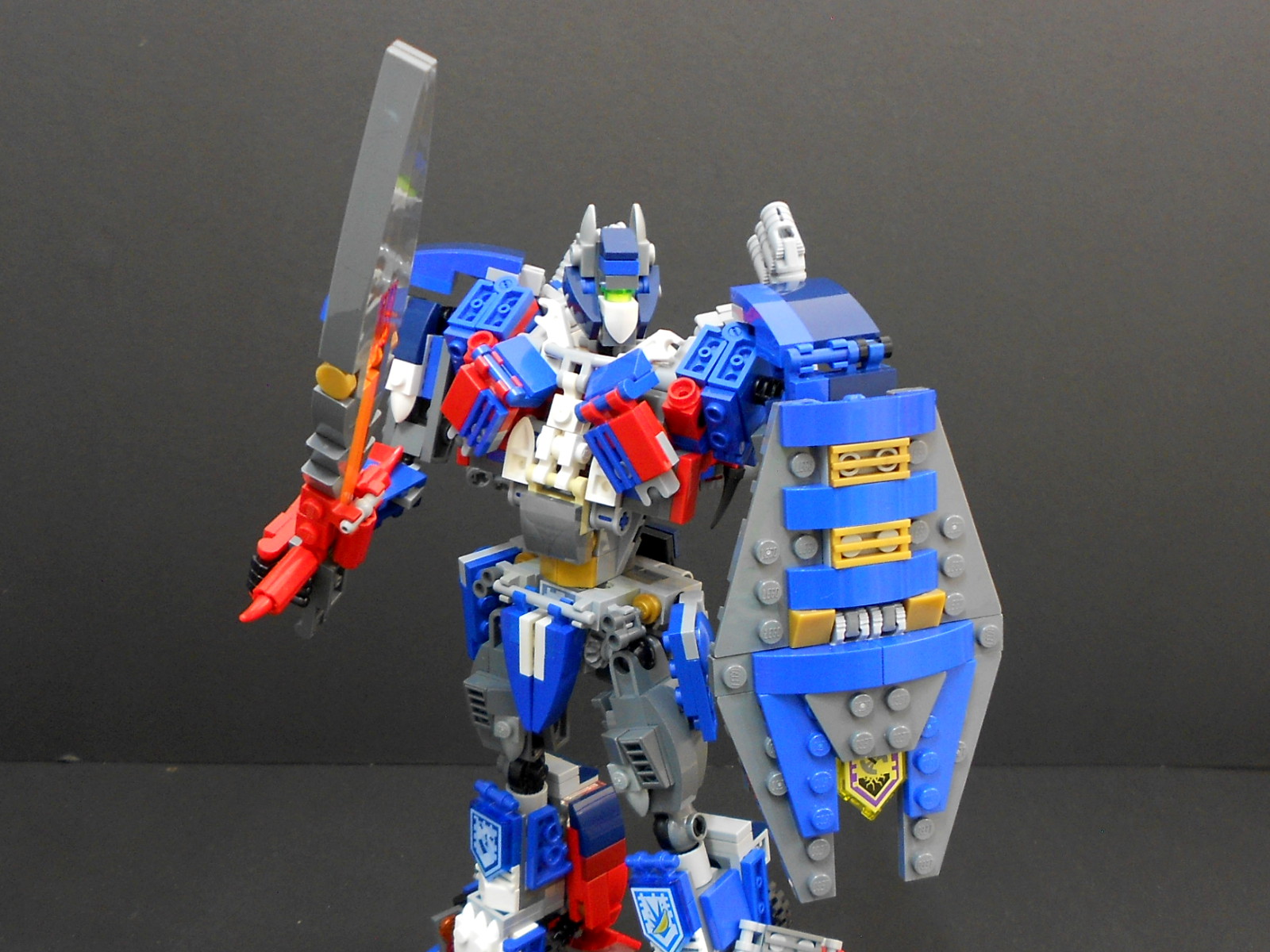 Alanyuppie's LEGO Transformers: LEGO The Last Knight Optimus Prime ...