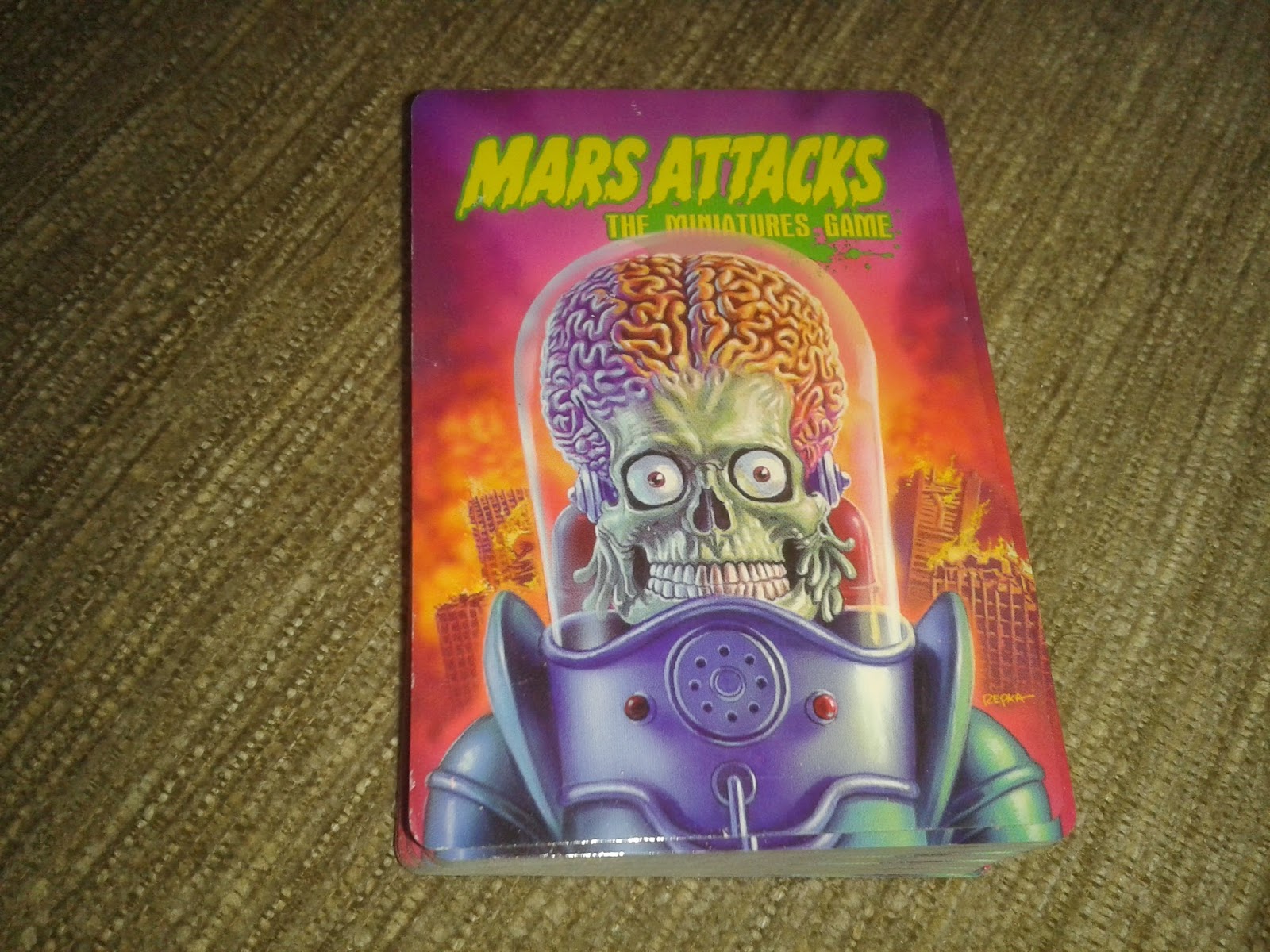 Mars Attacks the miniatures games by Mantic Games unboxing and Review