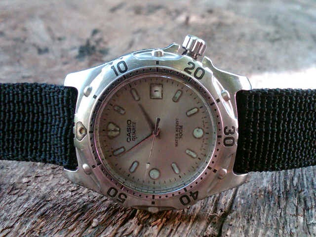 jam mbiyen ku lawas vintage: CASIO MD-903 300M DIVER QUARTZ ( SOLD )