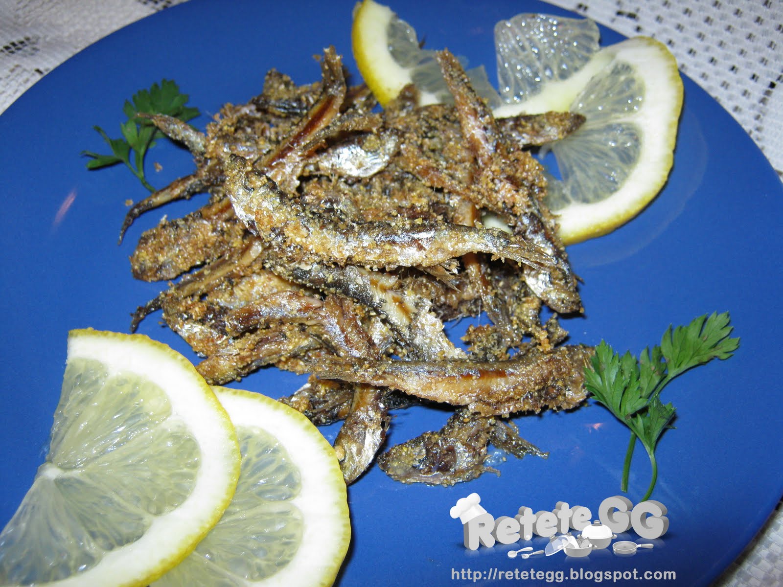 Retete gustoase si garnisite: Şprot prăjit (Hamsii prăjite)