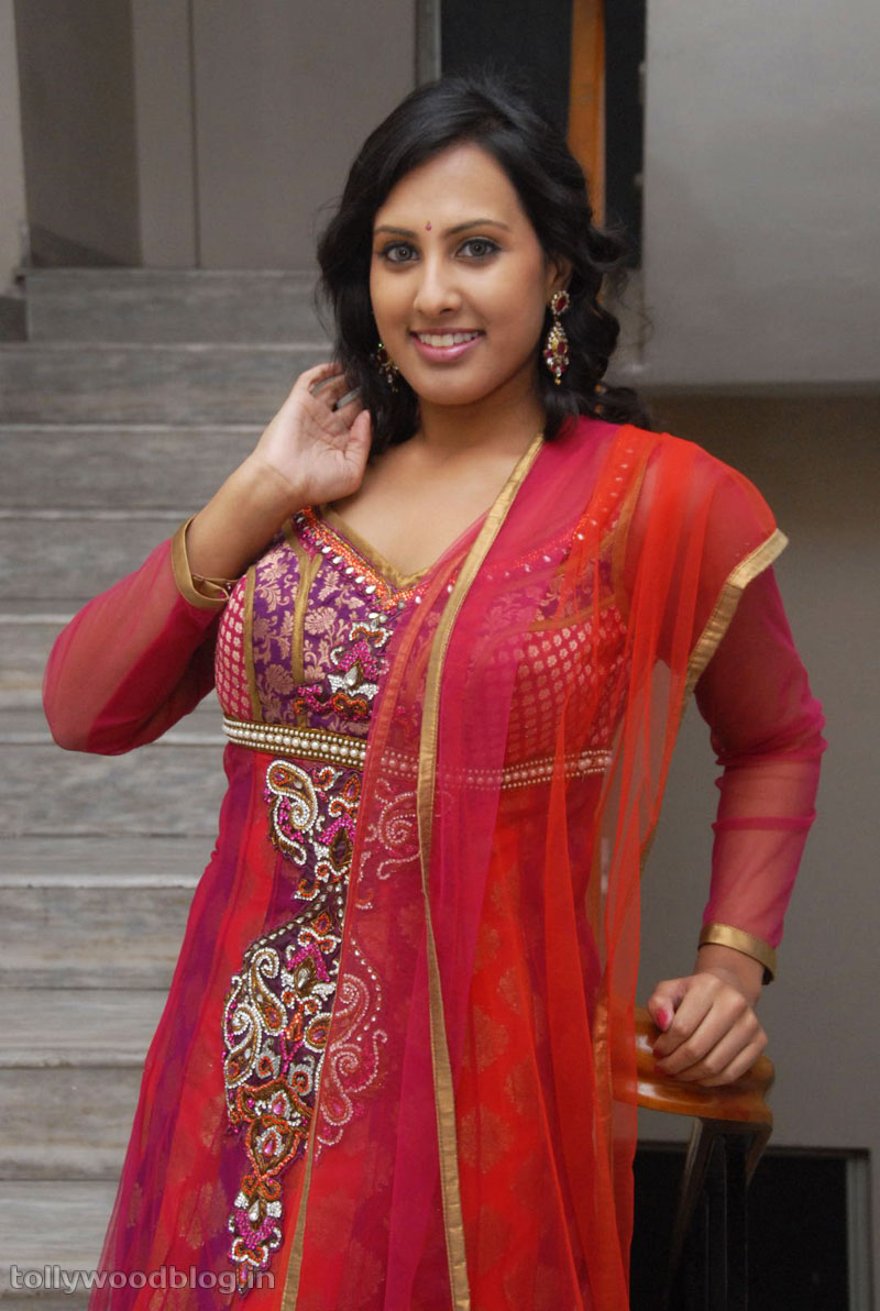 Ranjitha Reddy Telugu New Actress Photo Shoot