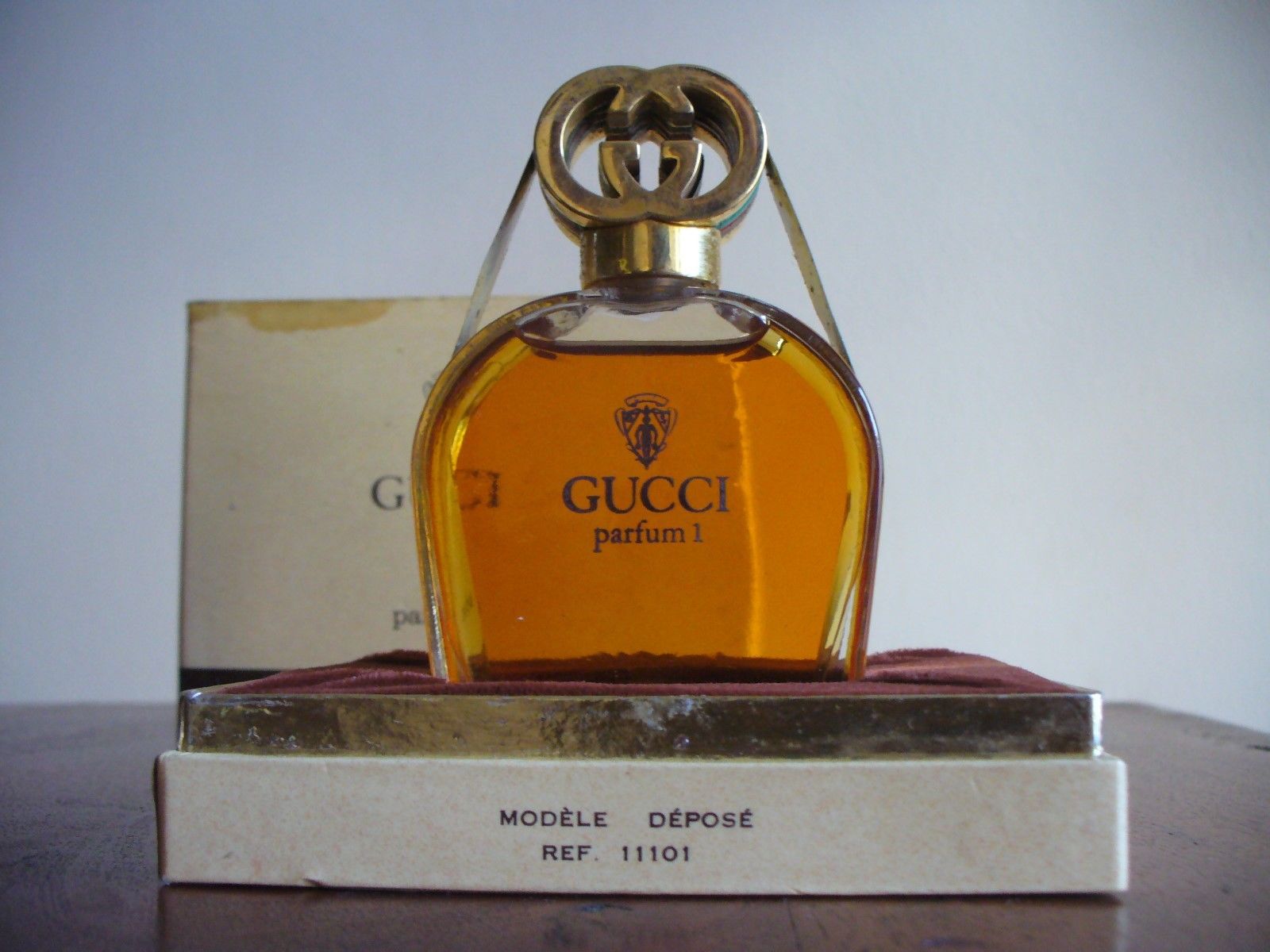 Raiders of the Lost Scent: How to recognize GUCCI perfumes.