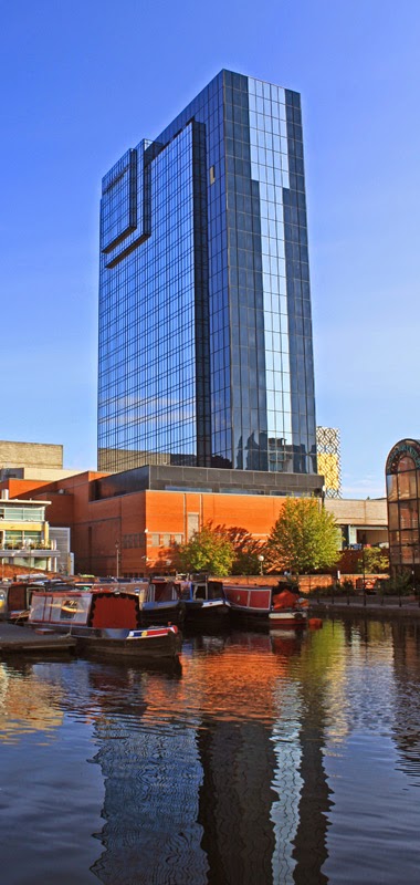 Captain Ahab's Watery Tales: A quick cruise to Calcutt