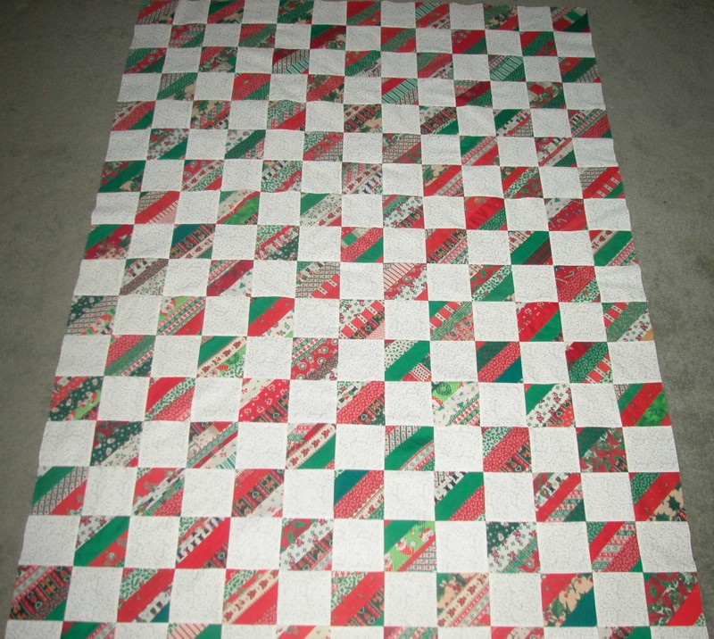 MaDan's Quilting: Christmas Fabric Strips