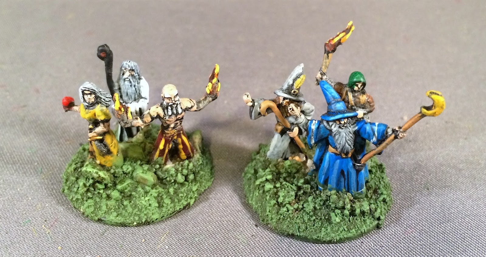Bob's Miniature Wargaming Blog: Character bases for Dragon Rampant