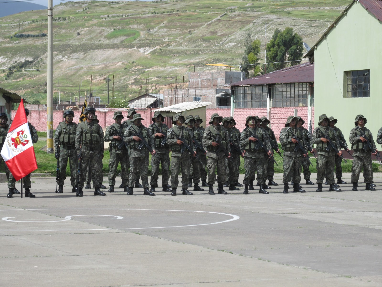 "Group 10 Noticías-Huancayo": Ejercito Peruano organiza jornada de ...