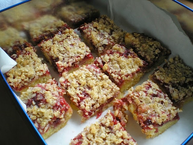 Prinsessornas kokbok: Syltrutor - lingonkaka