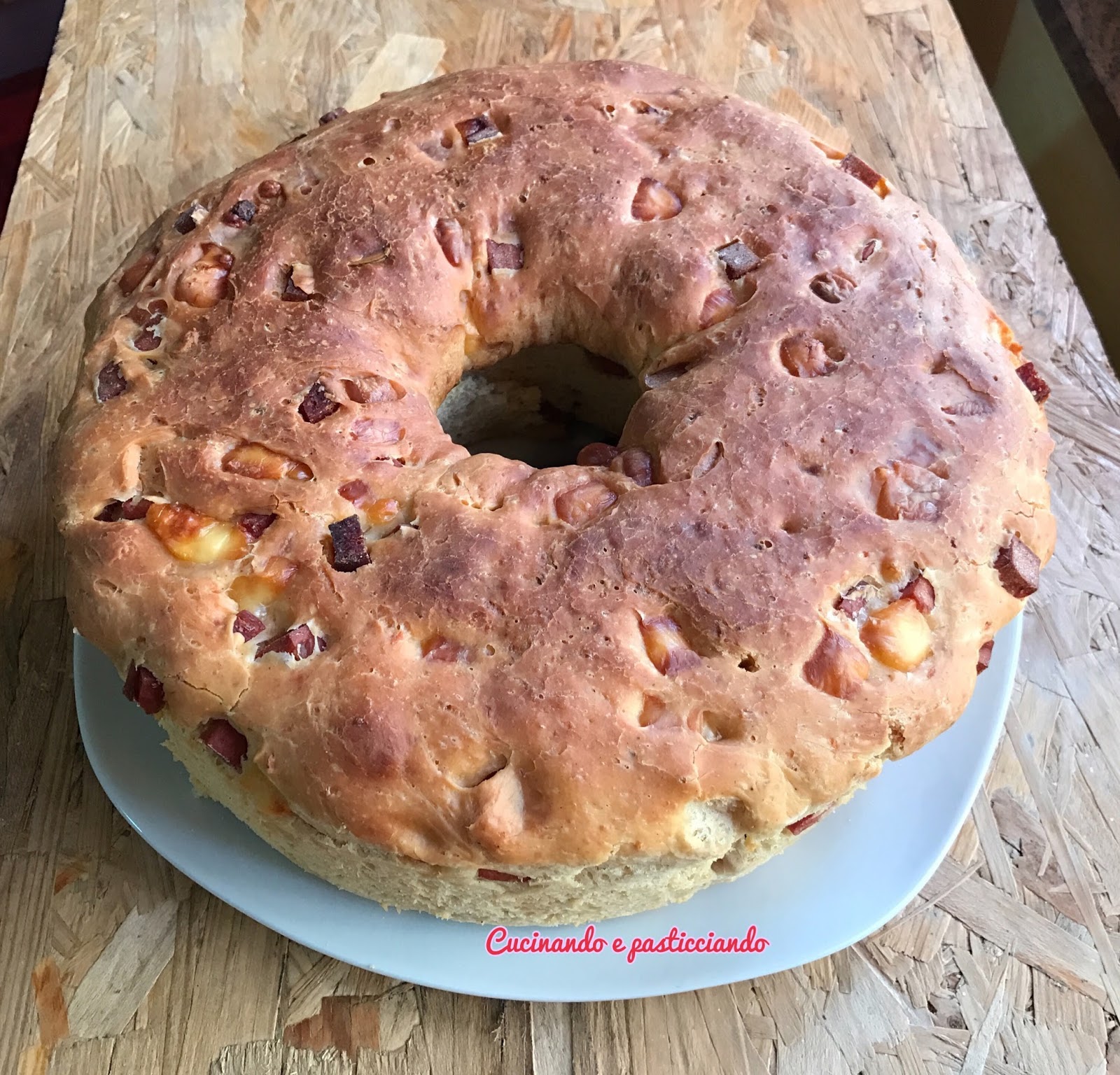 Ciambella Rustica con Lievito Madre - Cucinando e pasticciando