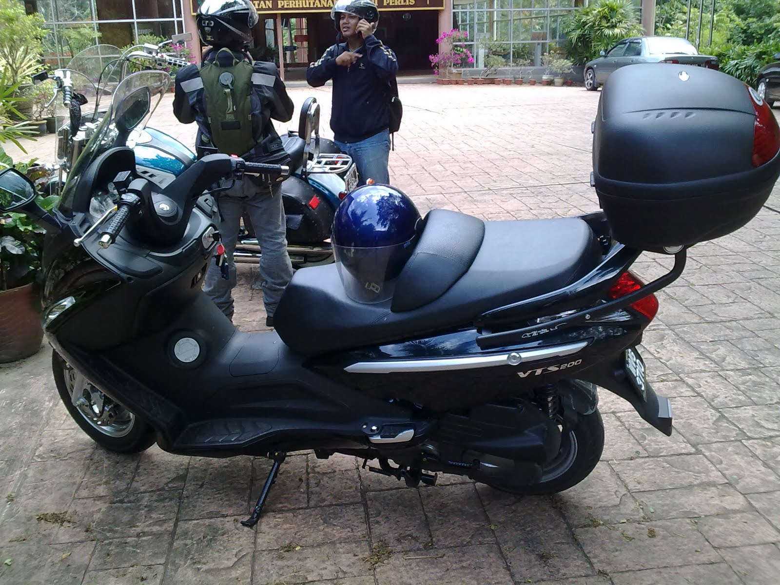 GaRinG PerMai: Trip To Perlis With SYM VTS 200