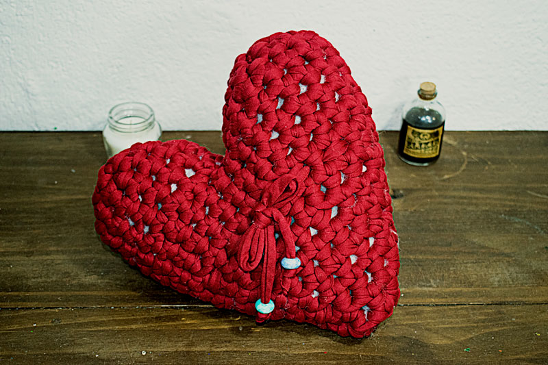 Planeta Virtual: Corazón de trapillo a crochet.