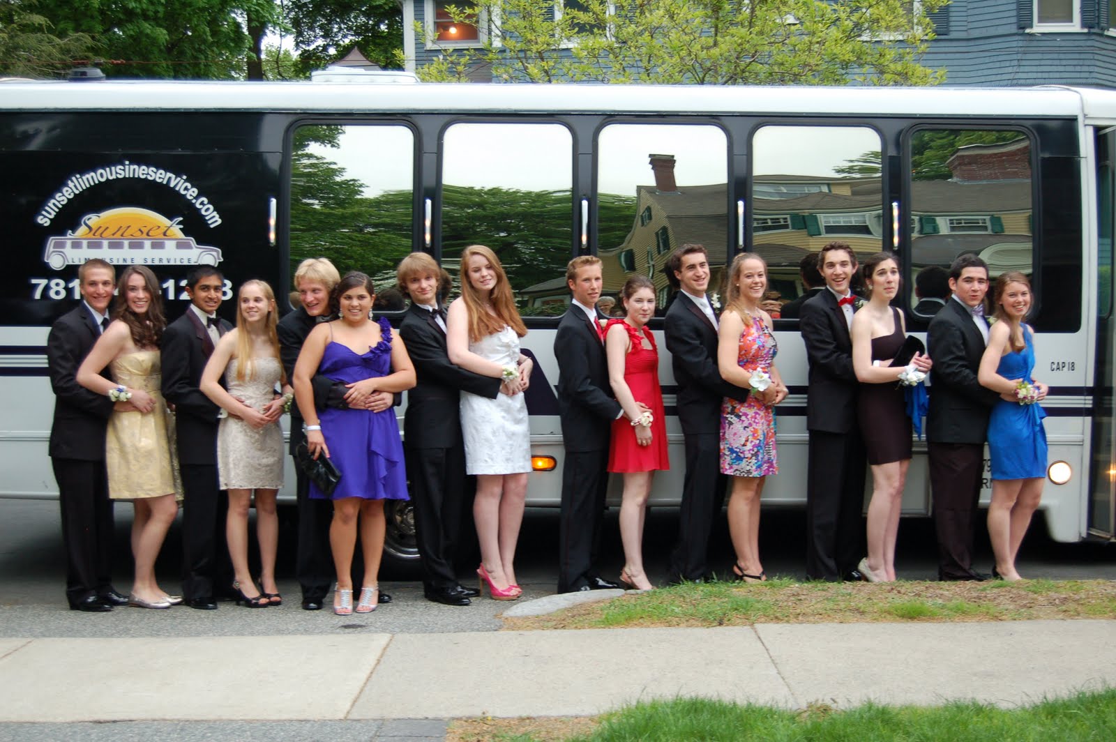 two friends and a diet: pre-prom party-6 points (m)