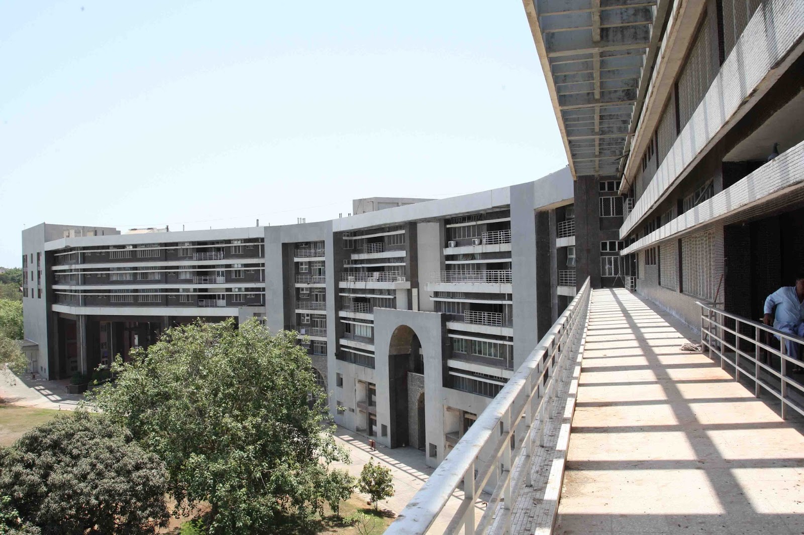 Modern Hospital Architecture | Hospital | Healthcare Design: INHS ...