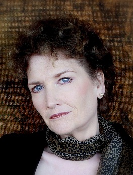 Conversations Magazine: Melanie Calvert Benton: New From the Inside Out