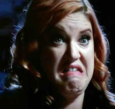 A girl, a couch, a ghost show: Review - The dead files - House of mirrors