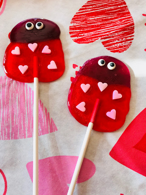 Easy Ladybug Lovebug Lollipops | The Jersey Momma