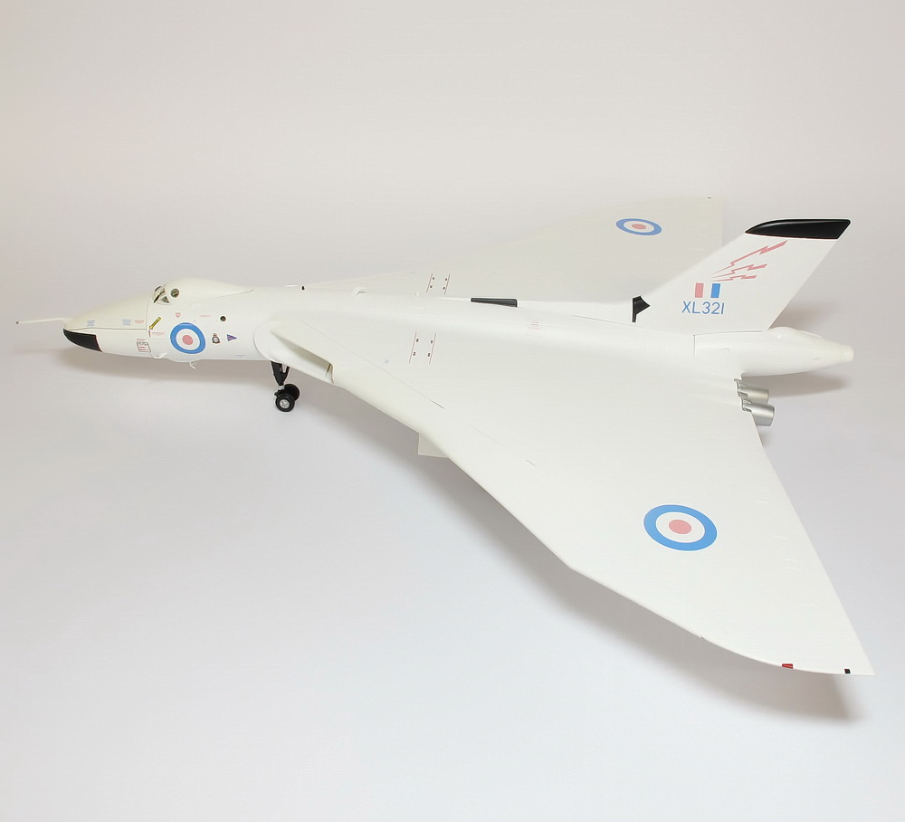 Dora 9 Diecast: Corgi 1:72 AA27202 Avro Vulcan B2, XL321, 617 Sqn., RAF ...