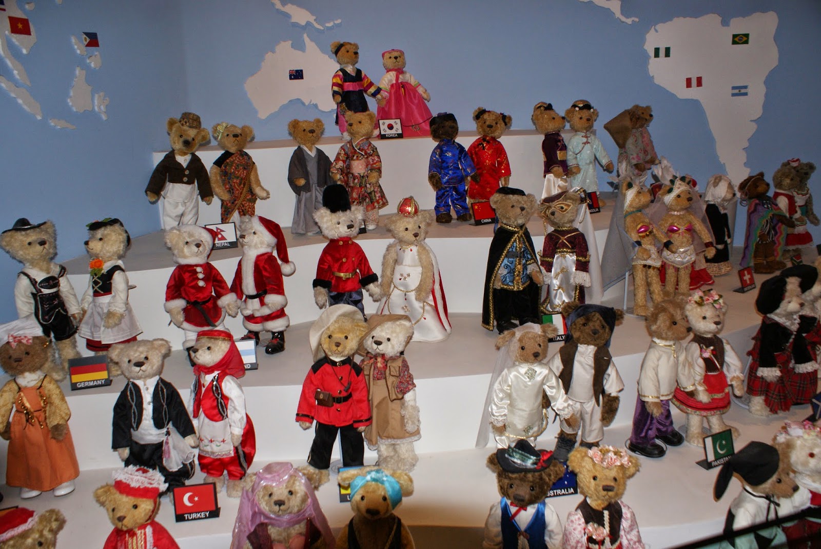 Yauly: Jeju Island-Teddy Bear Safari Museum