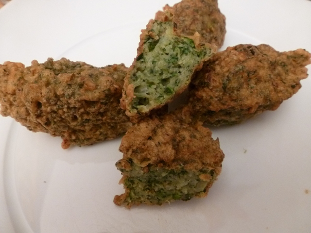 belles, sauvages et plus: grande consoude façon acra, pour un apéritif ...