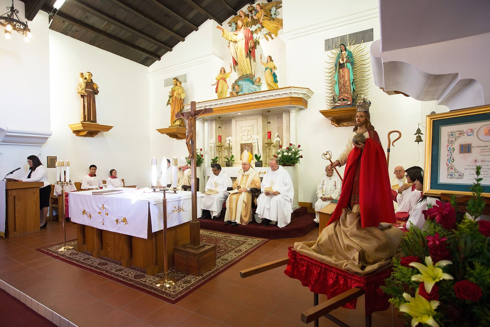 Cristo Rey Catholic Church: Photos / Fotos