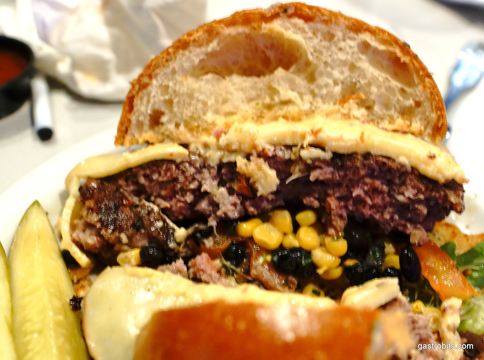 gastro bits: Slater's 50/50 (San Diego)