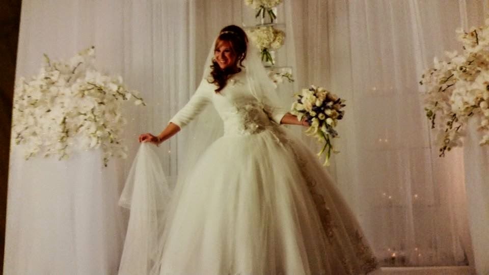 Wedding Wednesday: The Real Wedding Dresses of The Frum and Fabulous