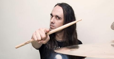 Zona Rock Dan Metal : GEORGE KOLLIAS