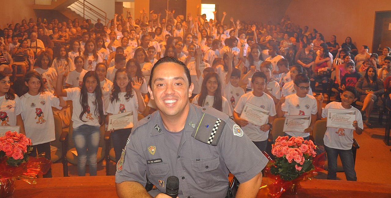 Bom Dia Piedade: PROERD forma mais 250 alunos de escolas municipais Bom Dia Piedade: PROERD forma mais 250 alunos de escolas municipais